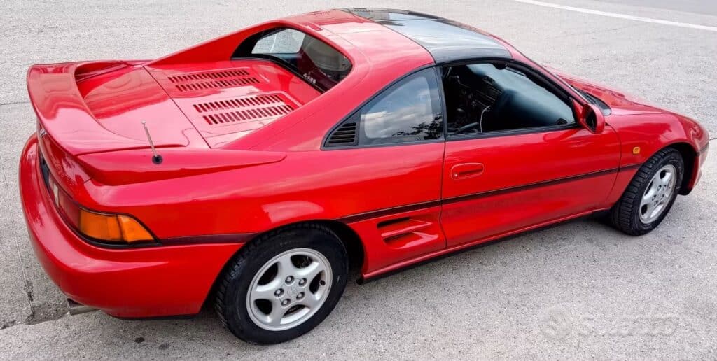 Toyota MR2 trasformata in Ferrari F430 identica all'originale ...